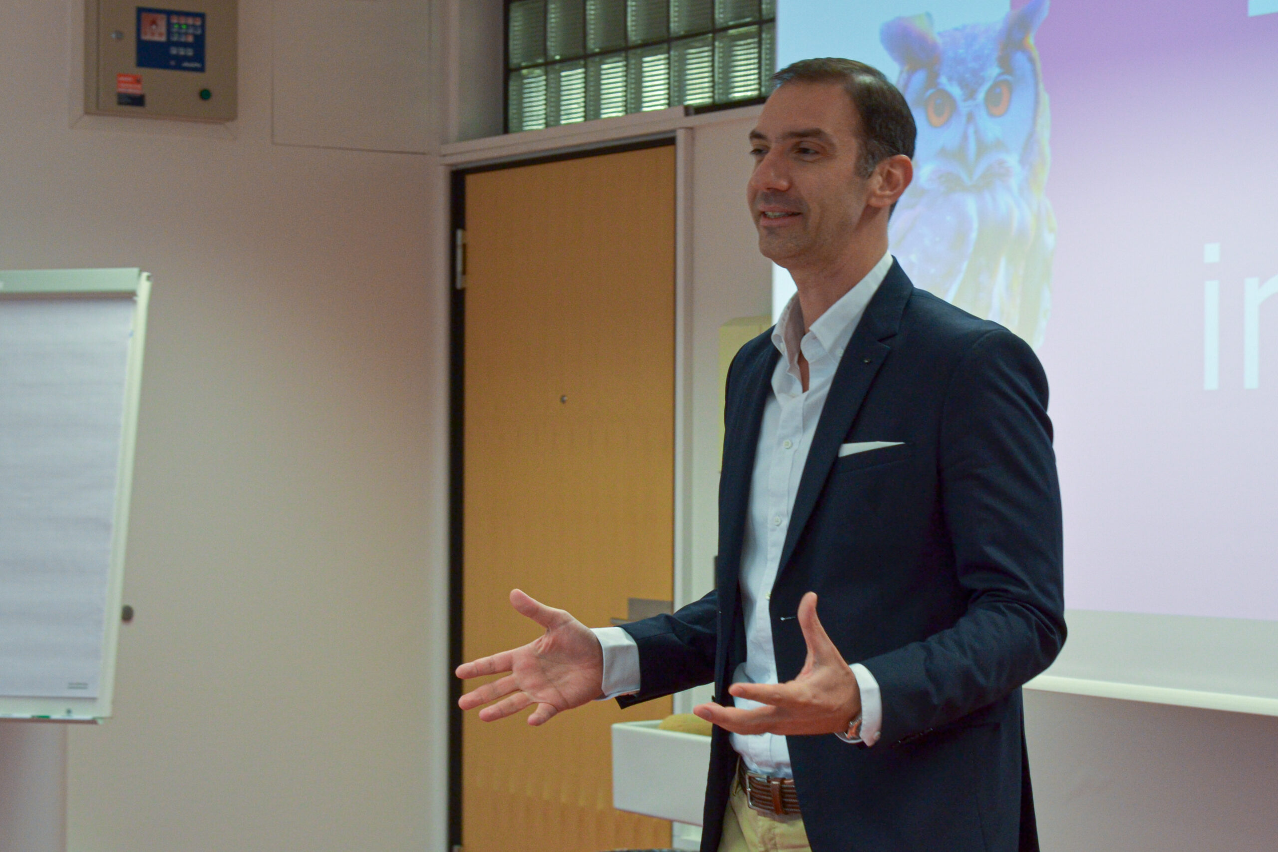 The Impact of Low Governance on Modern Leadership - Applied Data Science